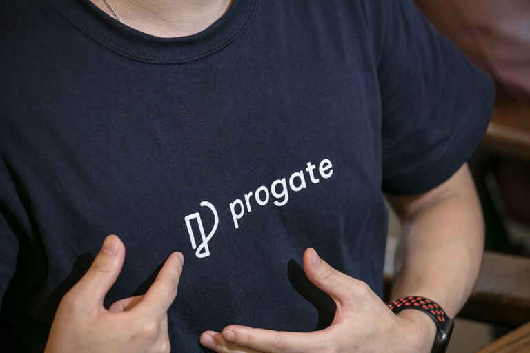 【Progate】プログラミング学習サービスで、学生起業に成功 | New Venture Voice